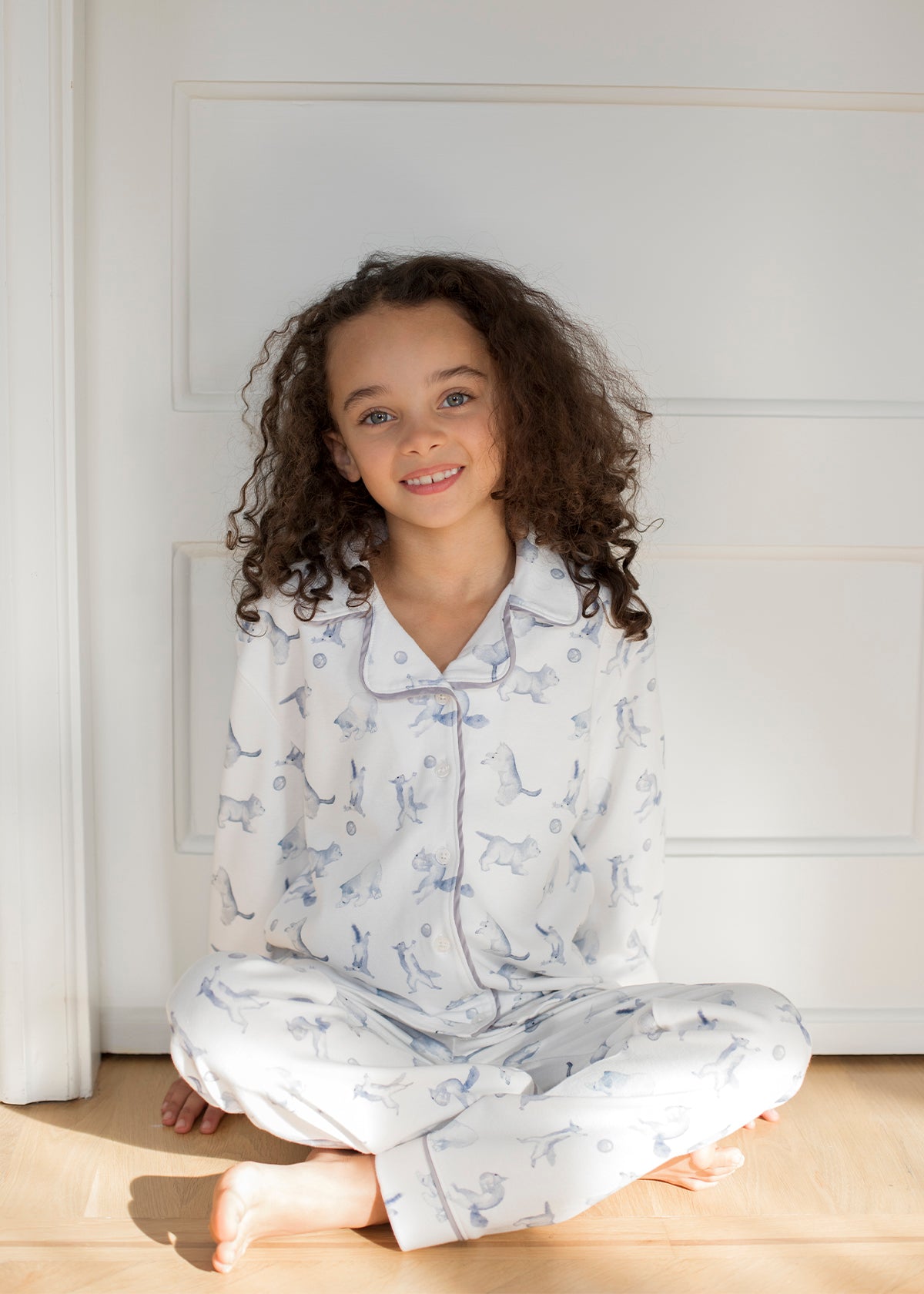 Pyjamas – Charlie Tells